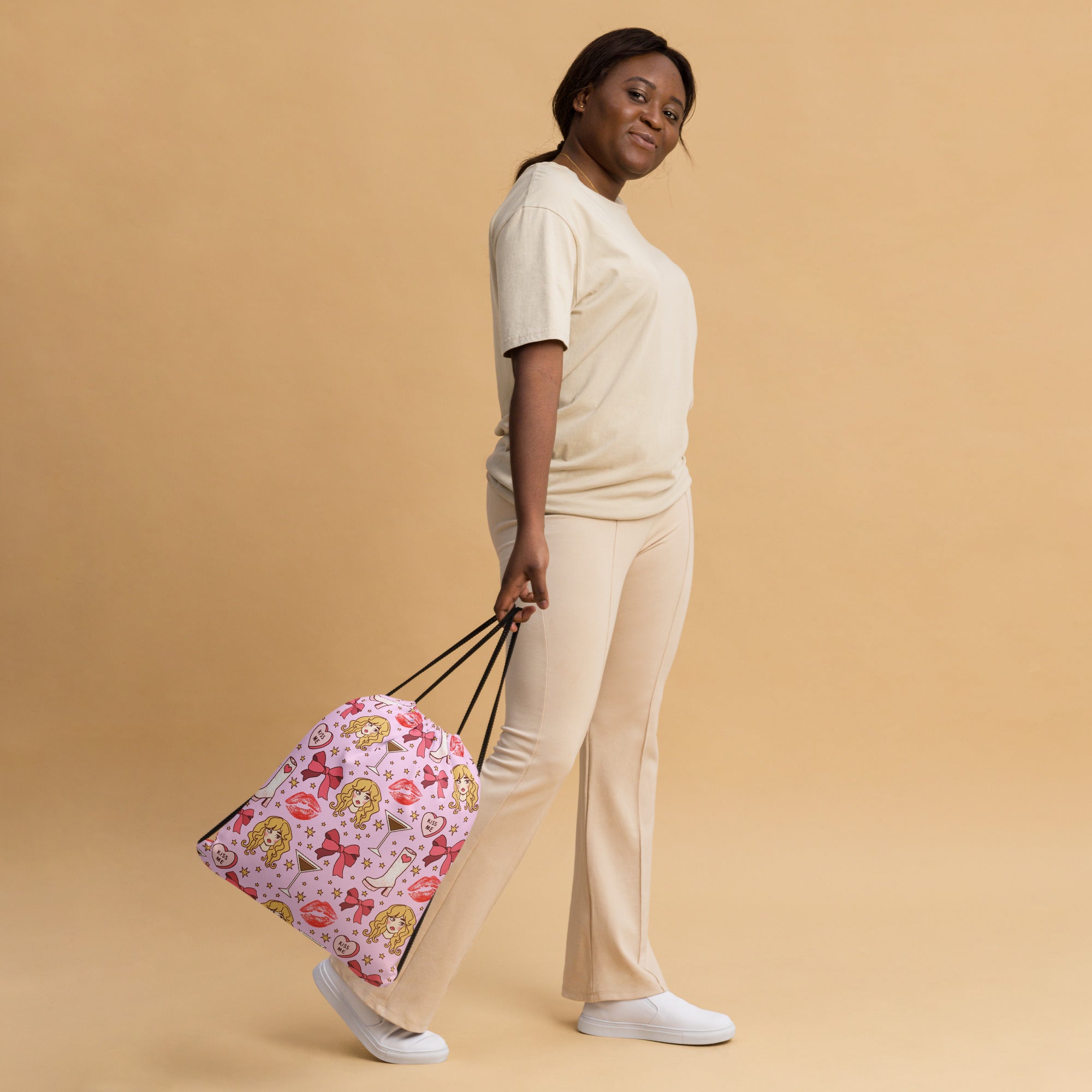 Sabrina Carpenter Drawstring Bag – Fandom-Made